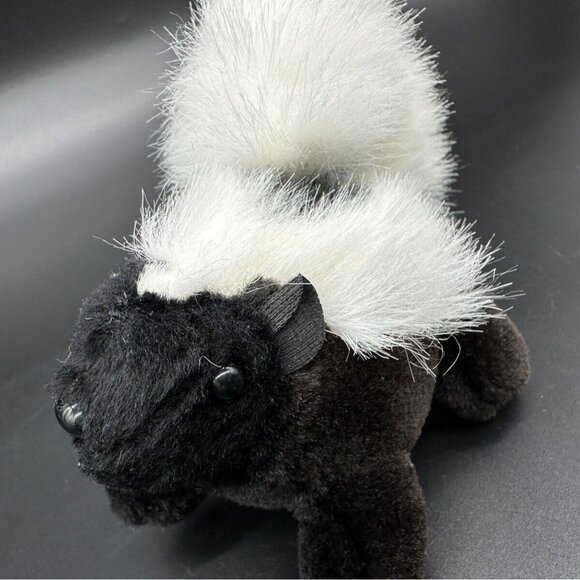 Folkmanis Puppets | Toys | Folkmanis Finger Puppet Mini Skunk Plush ...